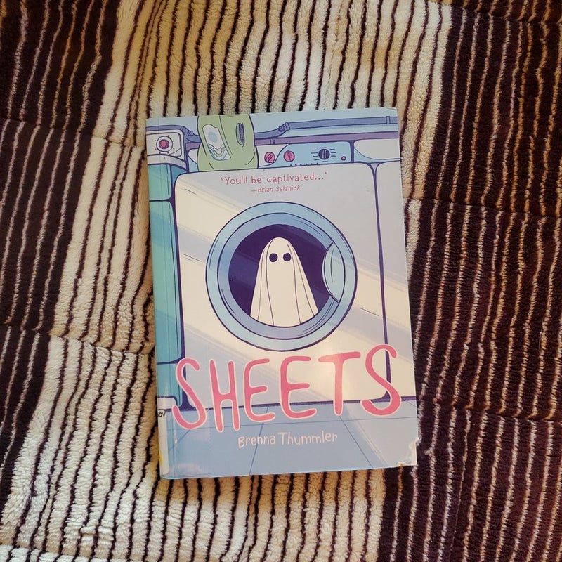 Sheets by Brenna Thummler, Paperback | Pangobooks