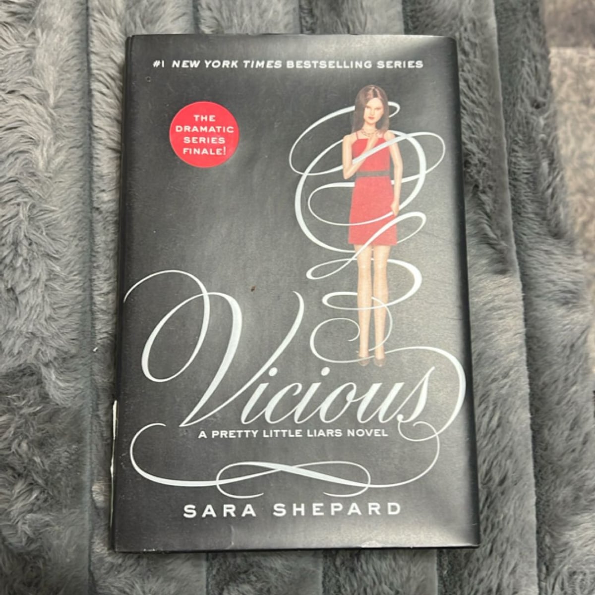 Pretty Little Liars #16: Vicious by Sara Shepard