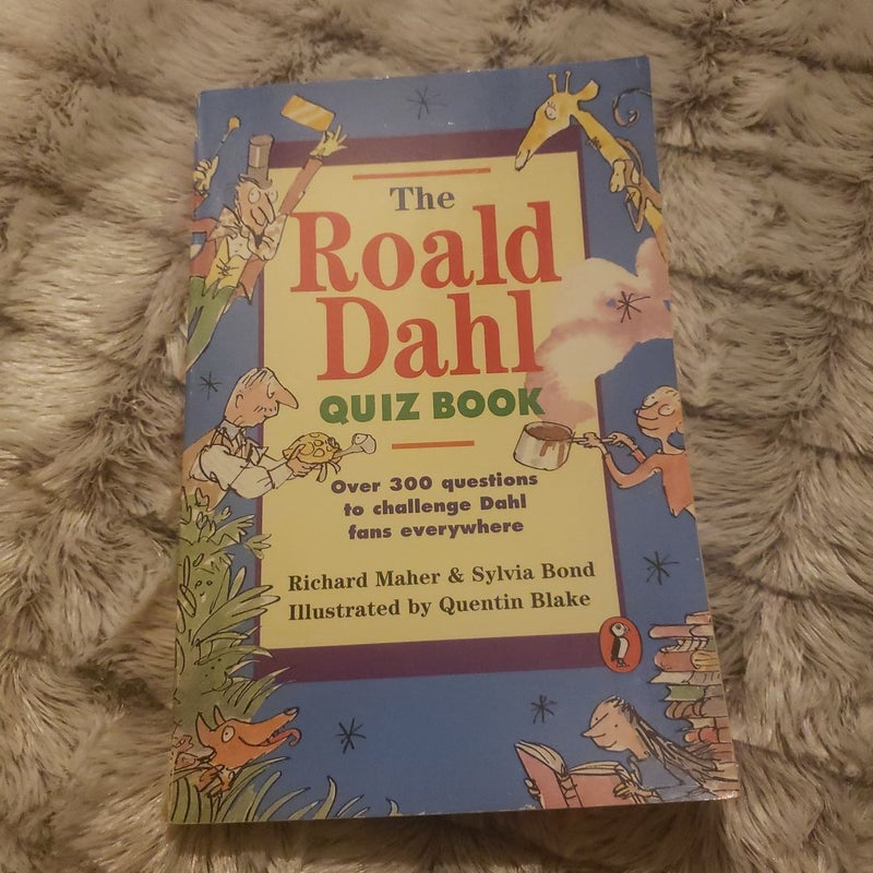 The Roald Dahl Quiz Book by Richard Maher, Paperback | Pangobooks