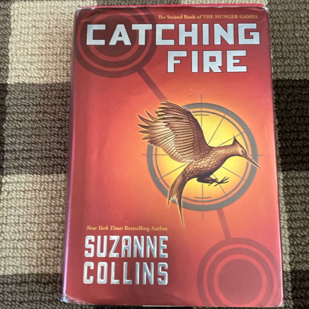 Catching Fire by Suzanne Collins, Hardcover | Pangobooks
