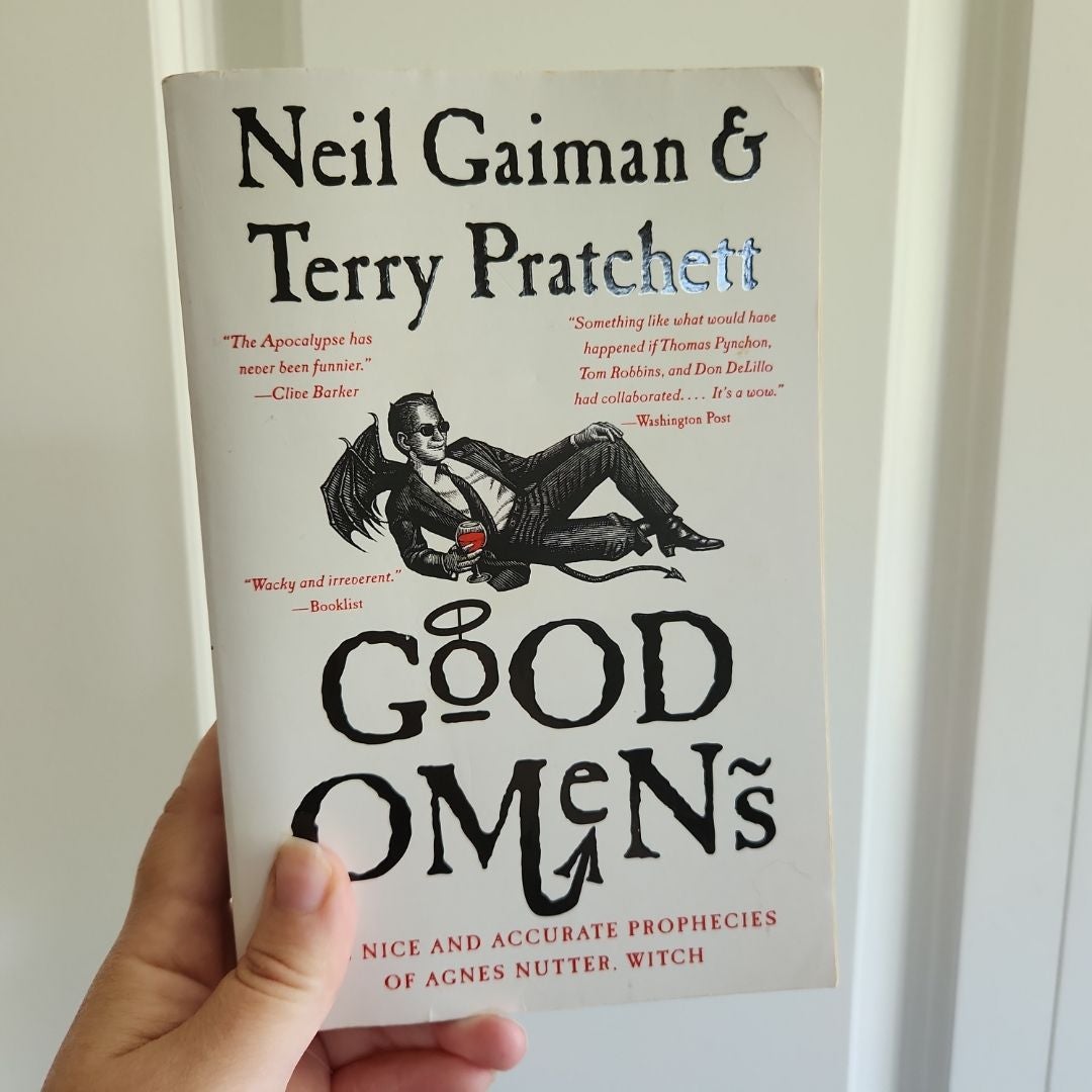Good Omens by Neil Gaiman; Terry Pratchett, Paperback | Pangobooks