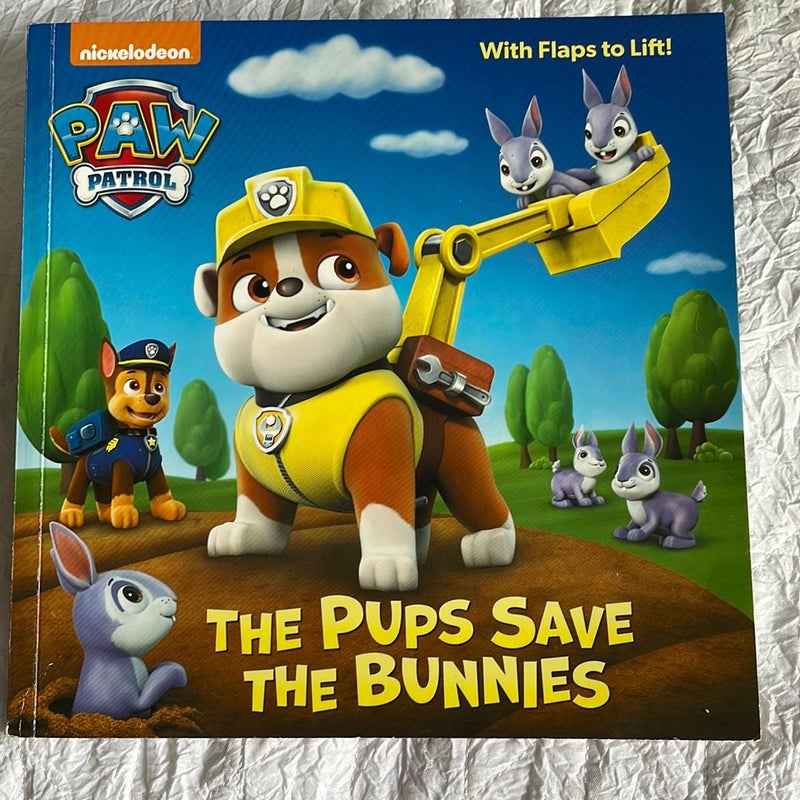 The Pups Save the Bunnies (Paw Patrol) by Random House, Paperback | Pangobooks