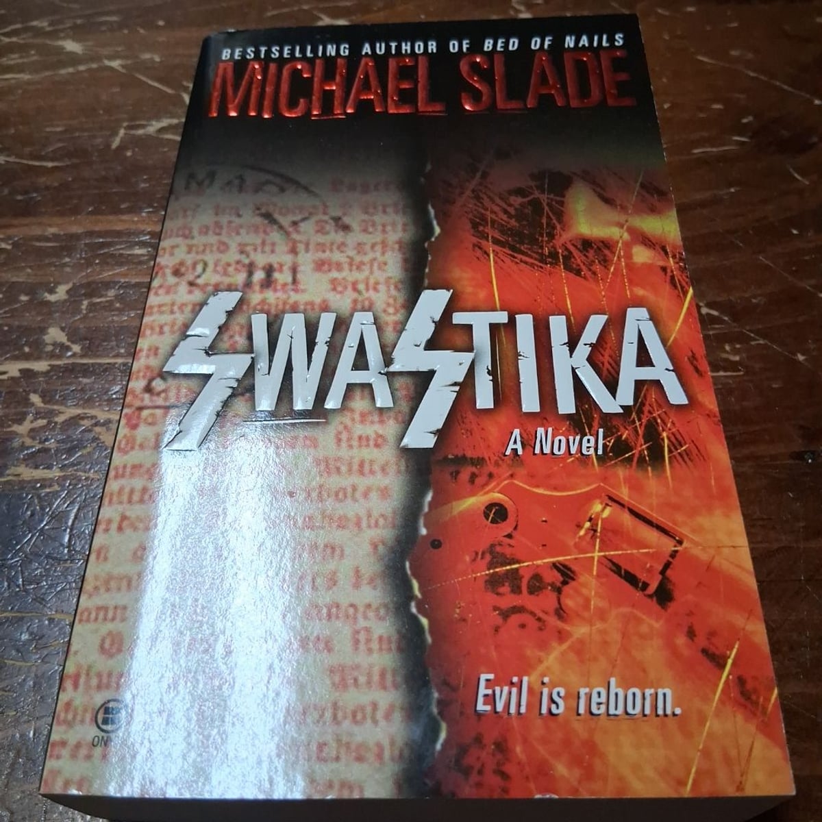 Swastika by Michael Slade, Paperback | Pangobooks