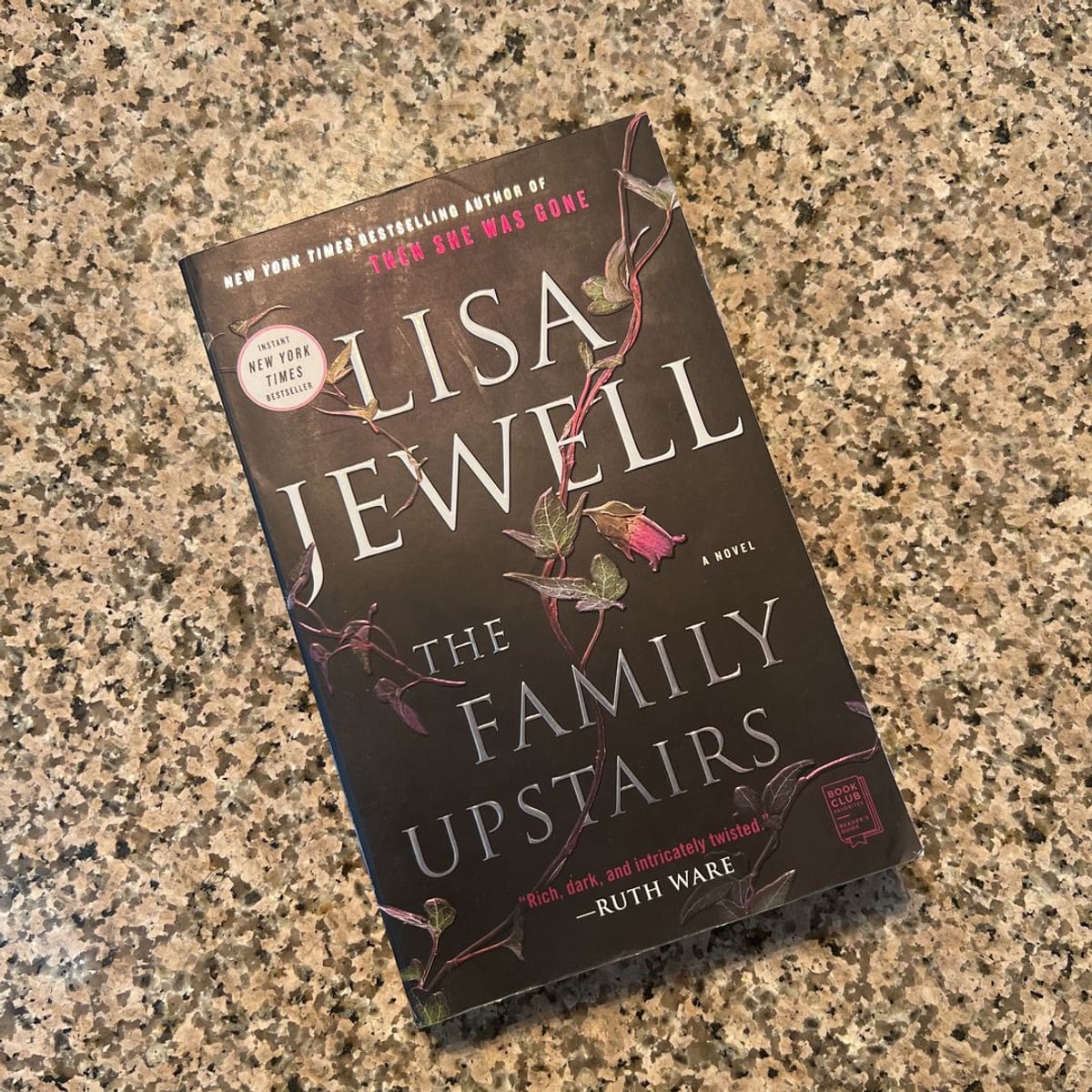 The Family Upstairs by Lisa Jewell, Paperback | Pangobooks