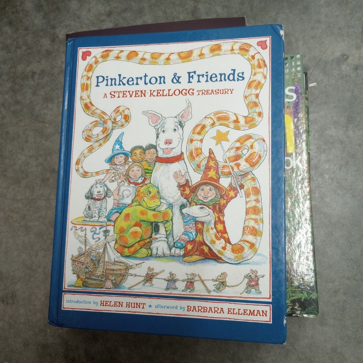 Pinkerton and Friends by Steven Kellogg, Helen Hunt, Barbara Elleman