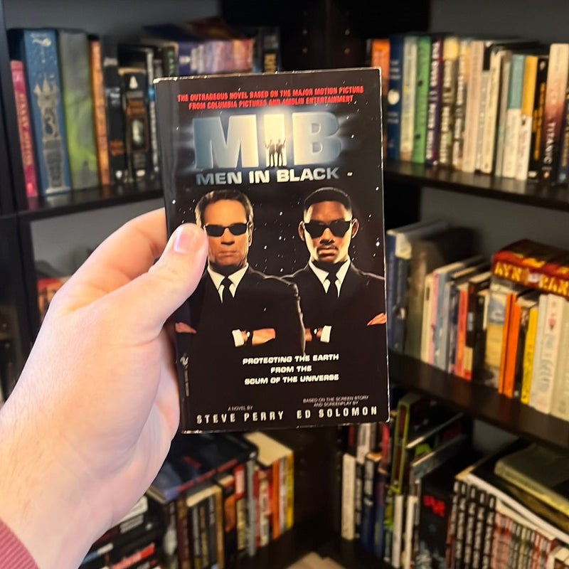 MIB: Men In Black by Steve Perry, Paperback | Pangobooks