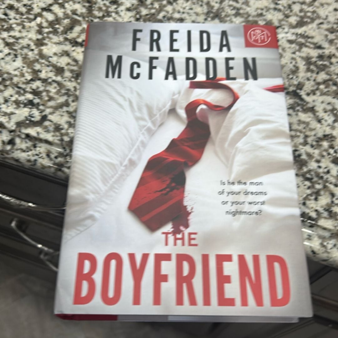 The Boyfriend by Freida McFadden, Hardcover | Pangobooks