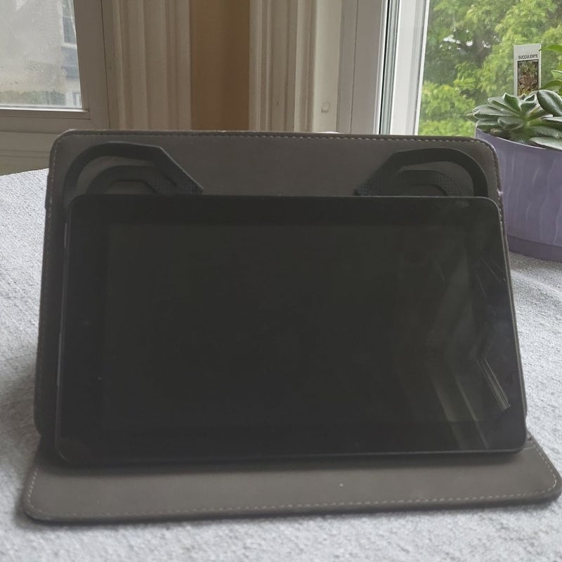 Amazon Kindle Fire 5 Gen by none , Hardcover | Pangobooks