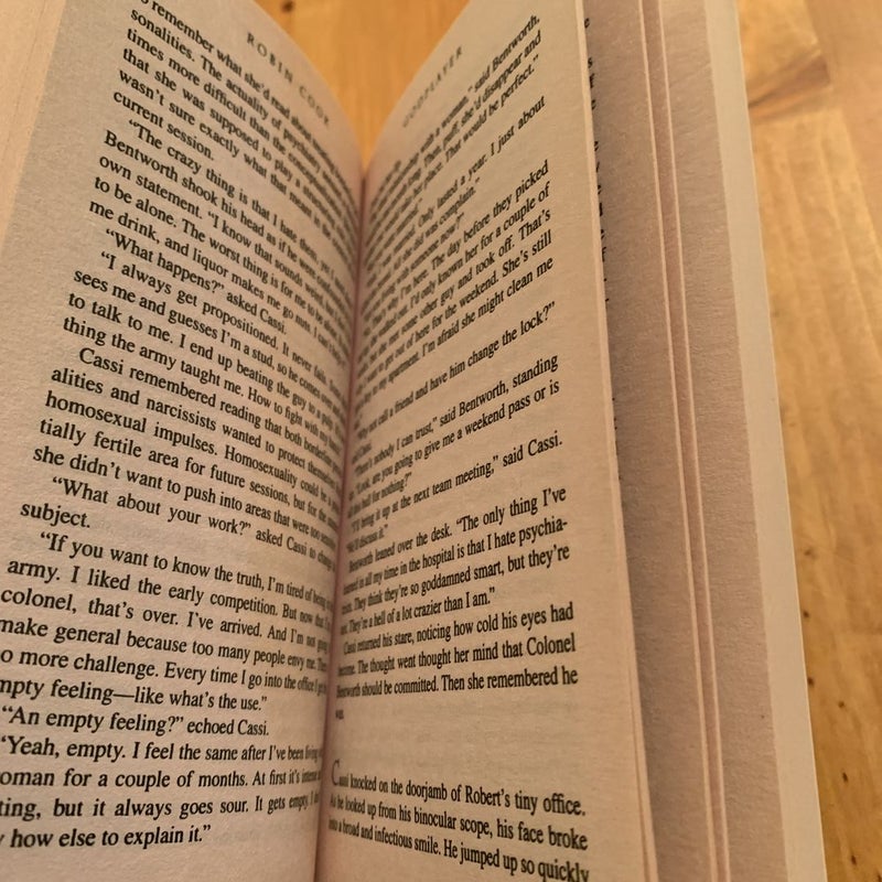 Godplayer by Robin Cook, Paperback | Pango Books