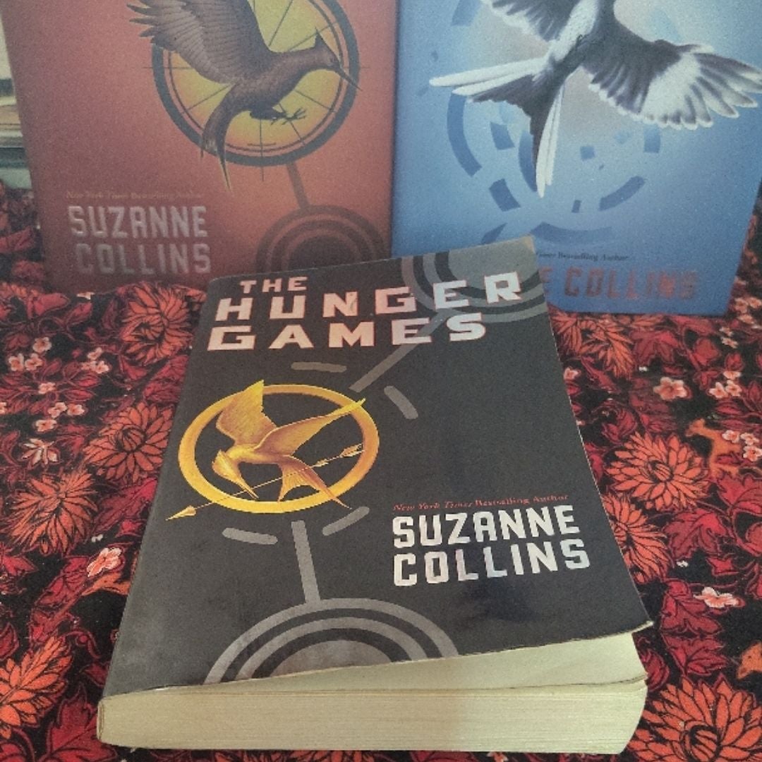 The hunger game trilogy 2HC, 1SC by Suzanne Collins , Hardcover ...