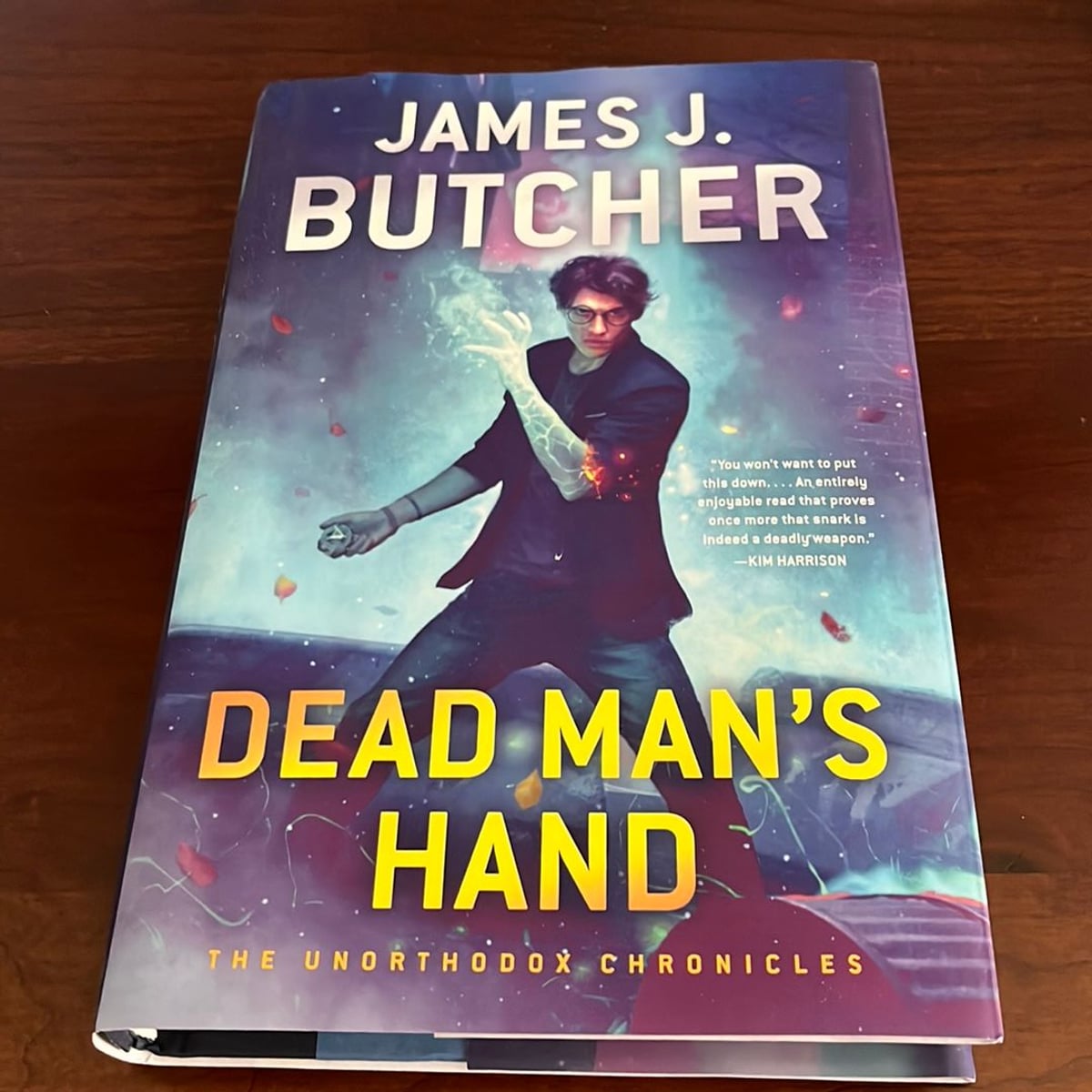 Dead Man's Hand by James J. Butcher, Hardcover | Pangobooks