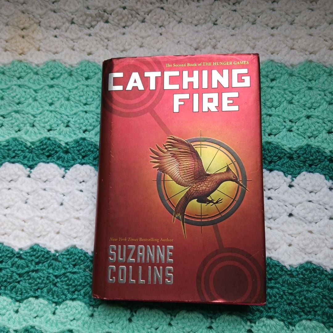 Catching Fire by Suzanne Collins, Hardcover | Pangobooks