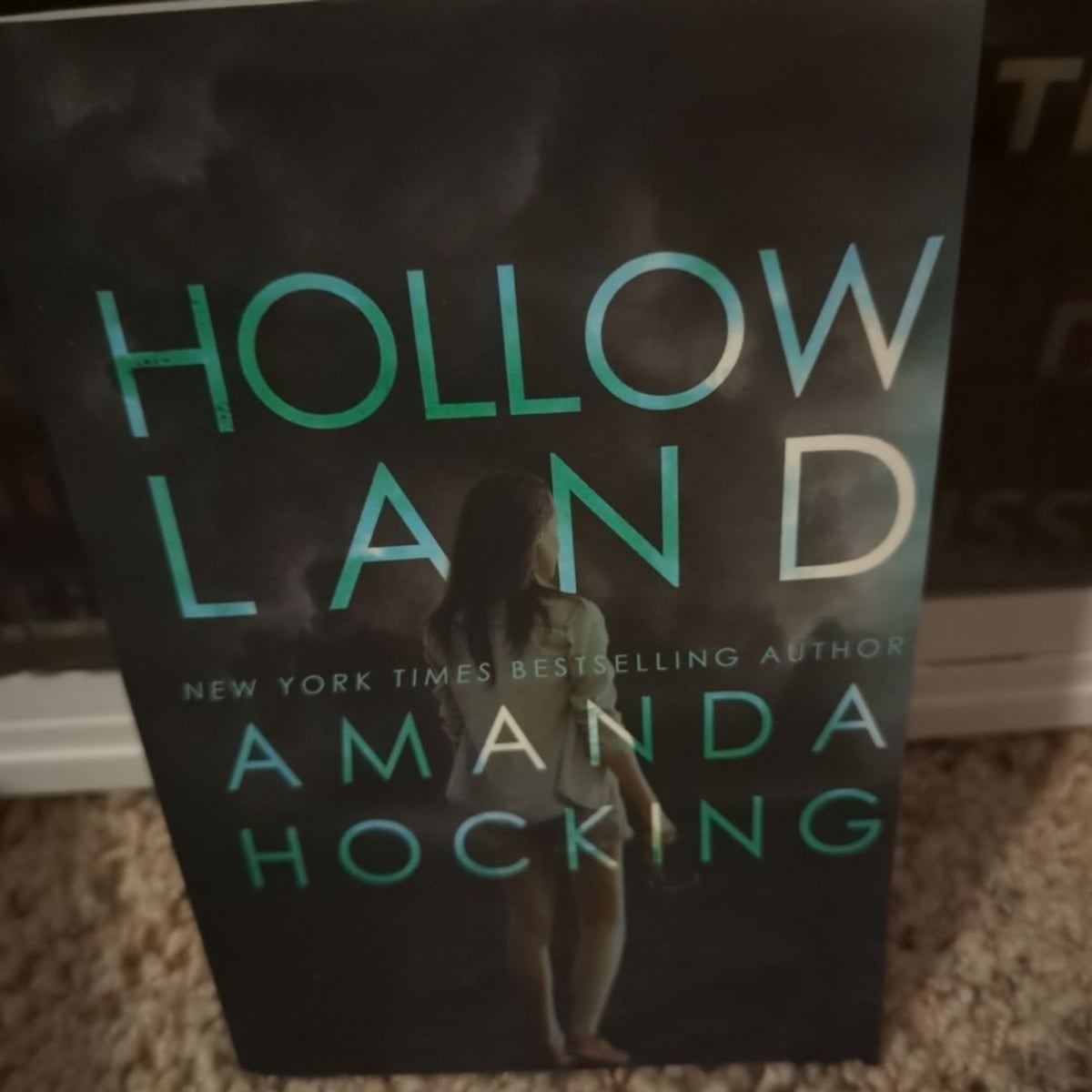 Hollowland by Amanda Hocking