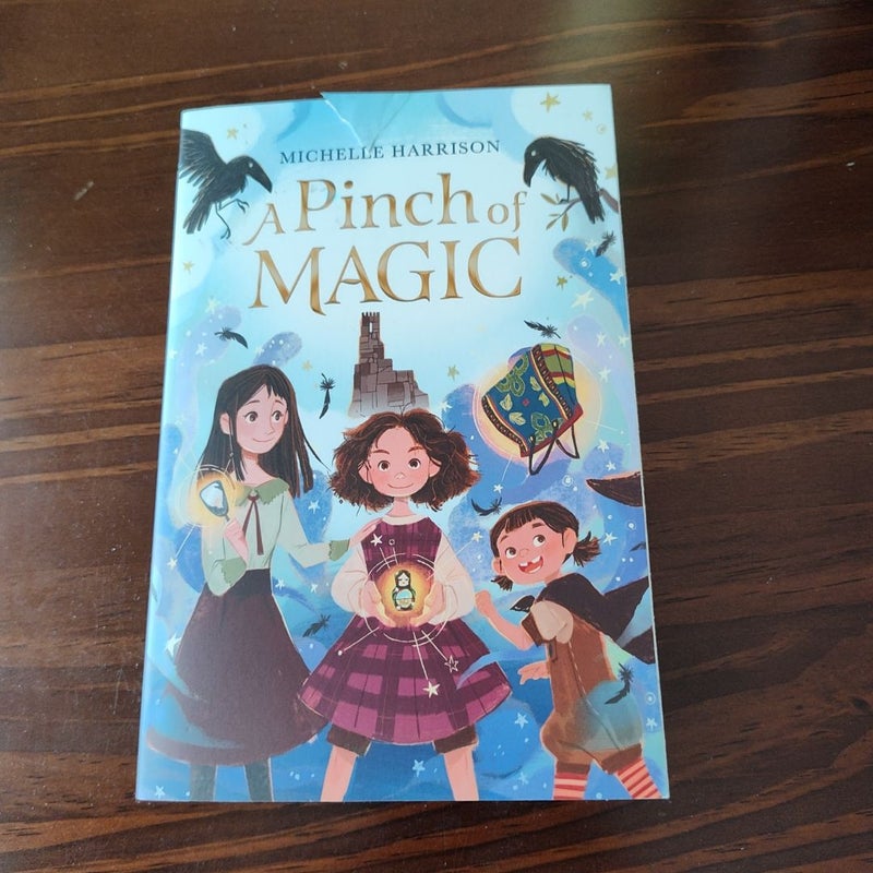 A Pinch of Magic by Michelle Harrison, Paperback | Pangobooks
