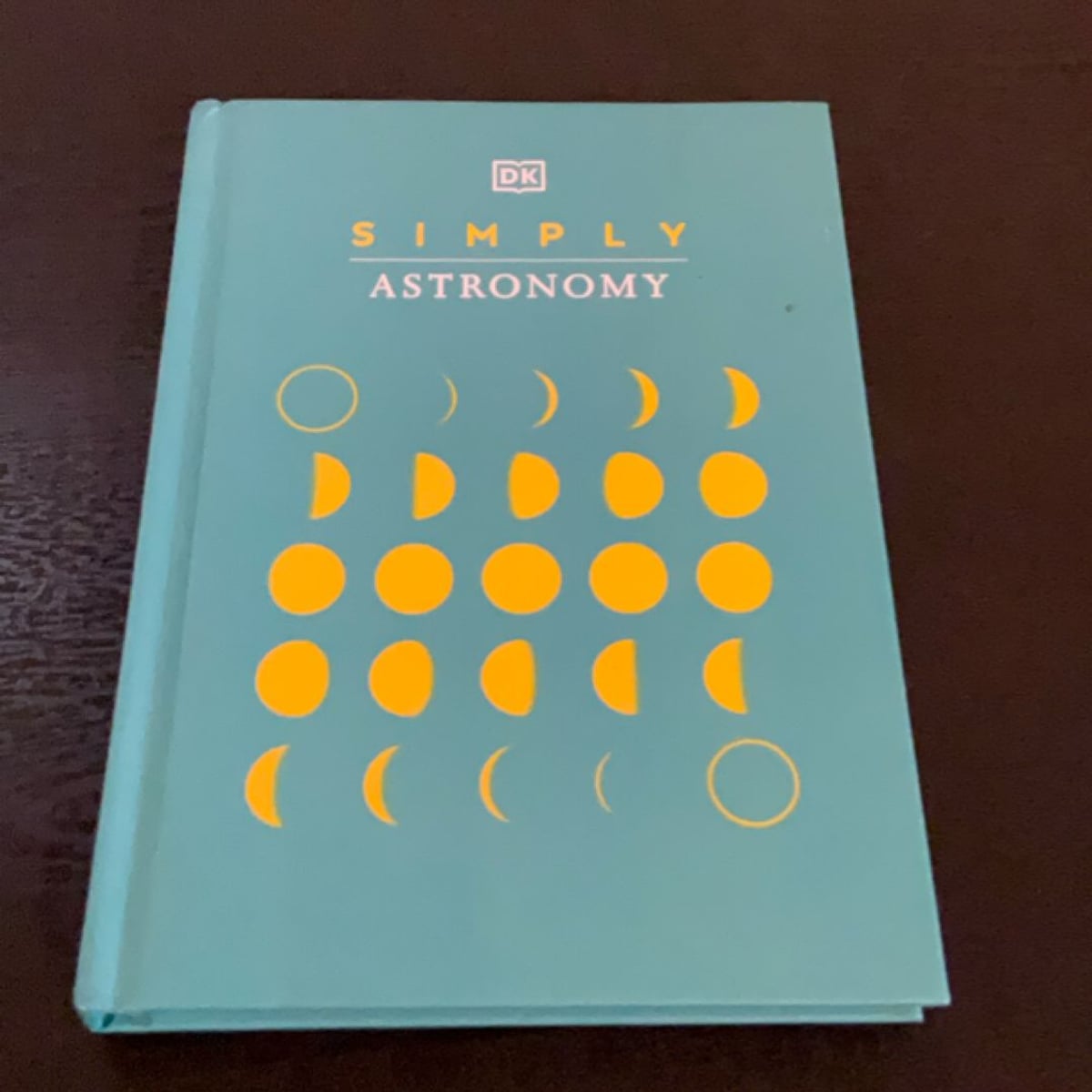 Simply Astronomy by DK, Hardcover | Pangobooks