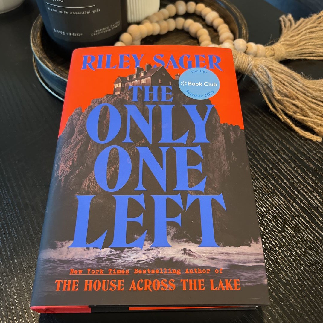 The only one left by Riley sager , Hardcover | Pangobooks