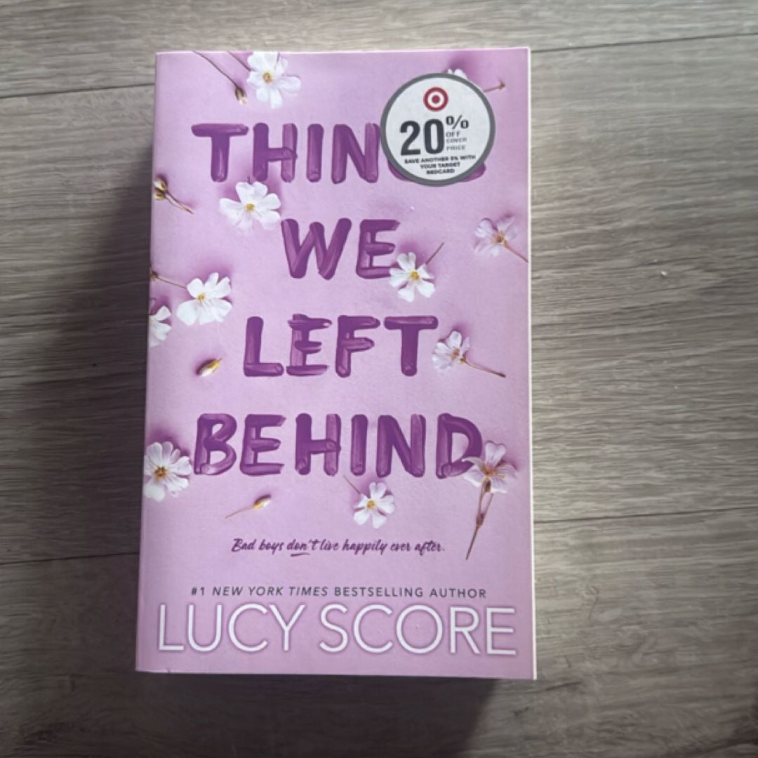 Things We Left Behind by Lucy Score, Paperback | Pangobooks