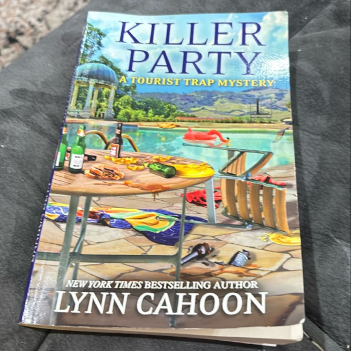 Killer Party by Lynn Cahoon