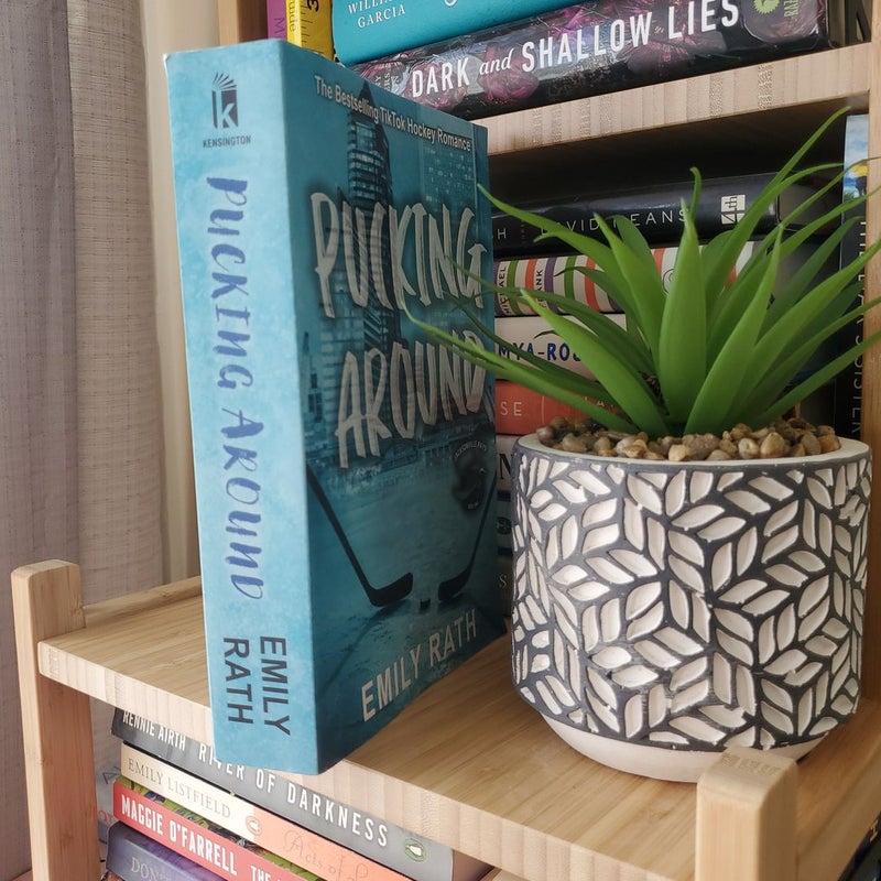 Pucking Around by Emily Rath, Paperback | Pangobooks