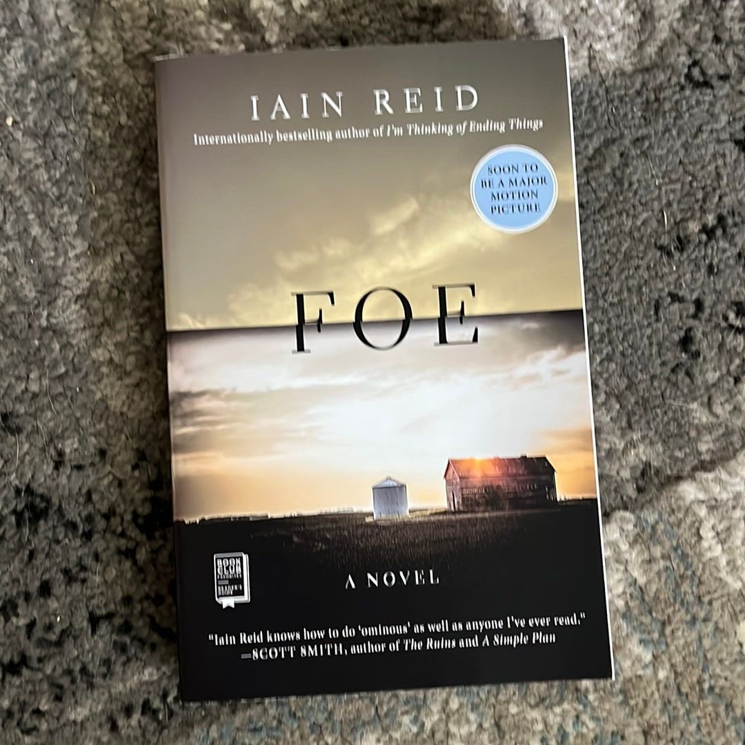 Foe by Iain Reid, Paperback | Pangobooks