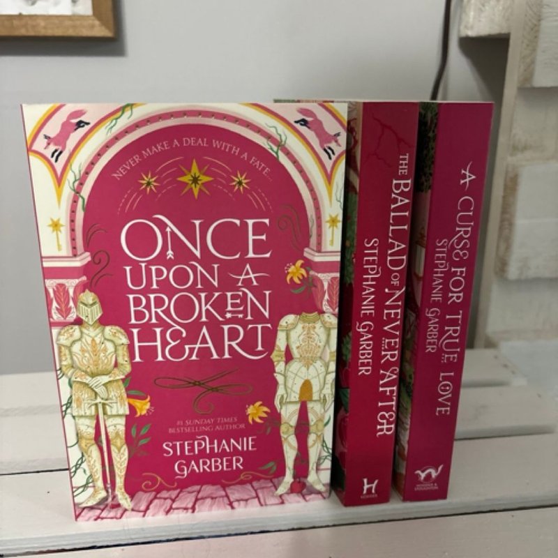 Once Upon a broken heart uk by stephanie garber, Paperback | Pangobooks