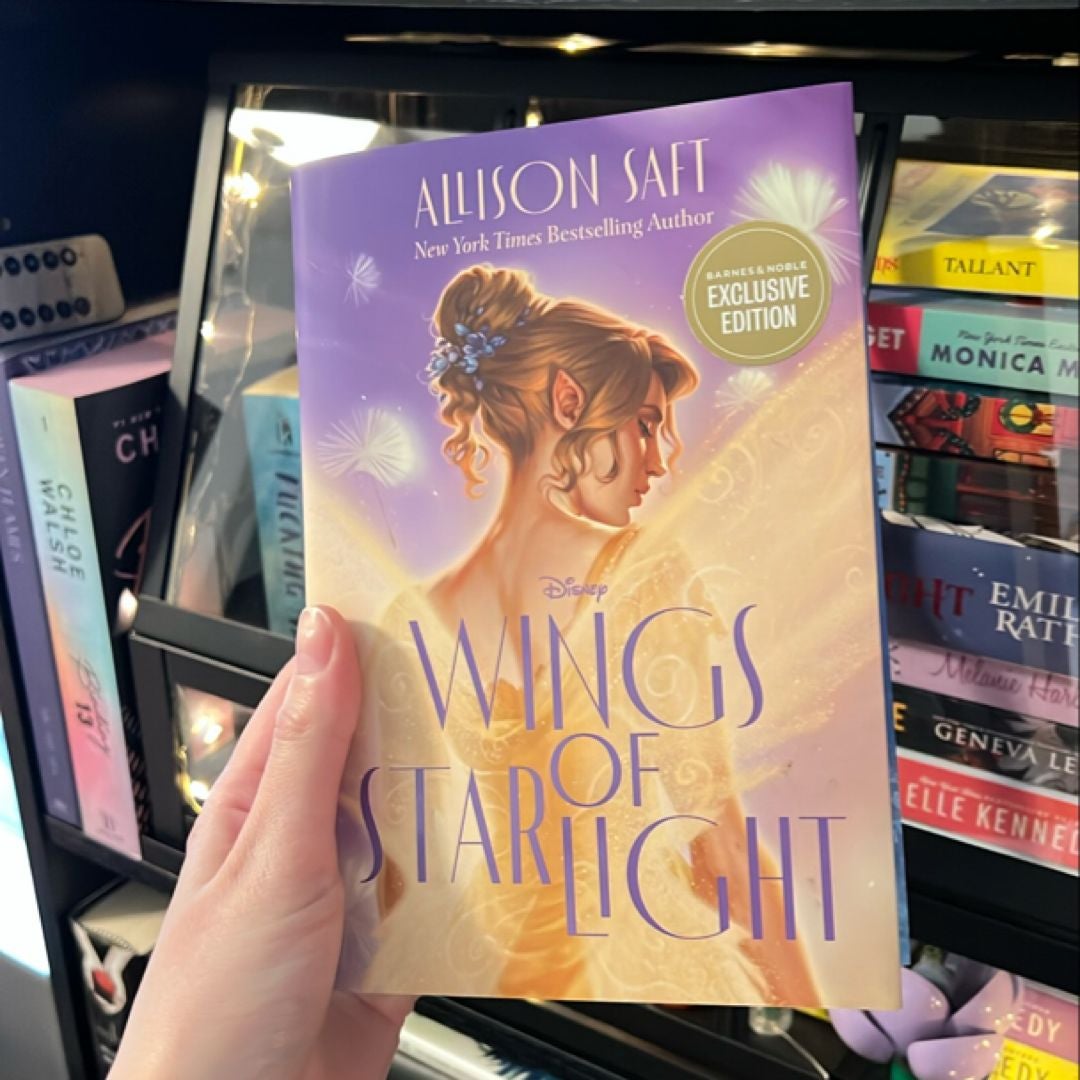Wings of starlight by Allison Saft , Hardcover | Pangobooks