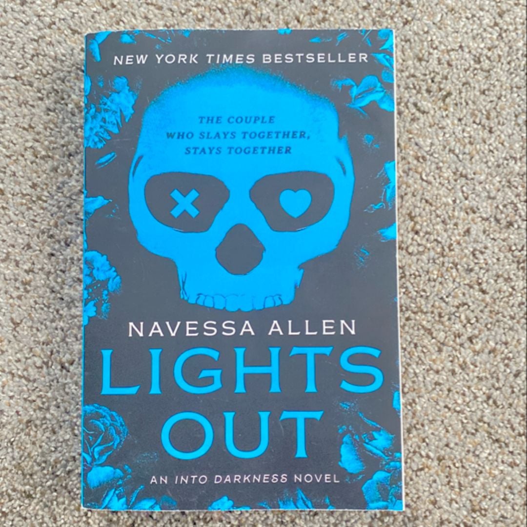 Lights Out by Navessa Allen, Paperback | Pangobooks
