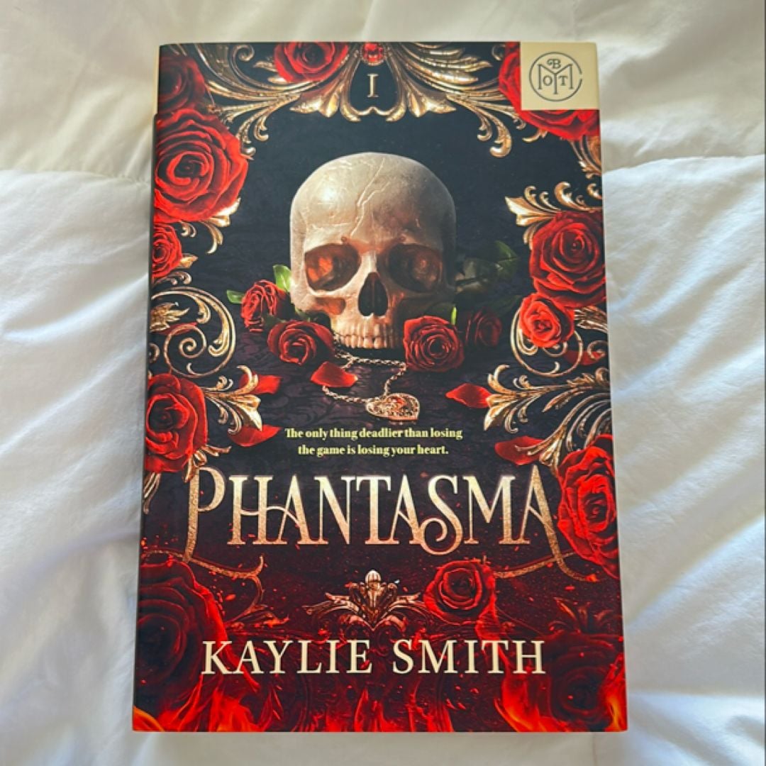 Phantasma by Kaylie Smith, Hardcover | Pangobooks