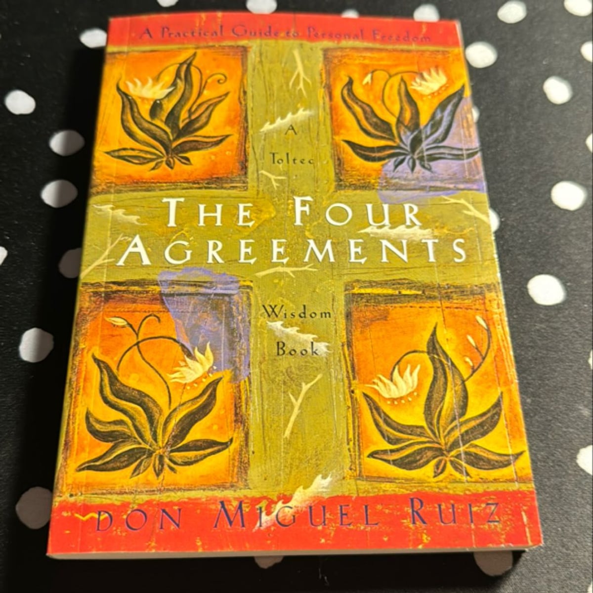 The four agreements by Don Miguel Ruiz , Paperback | Pangobooks