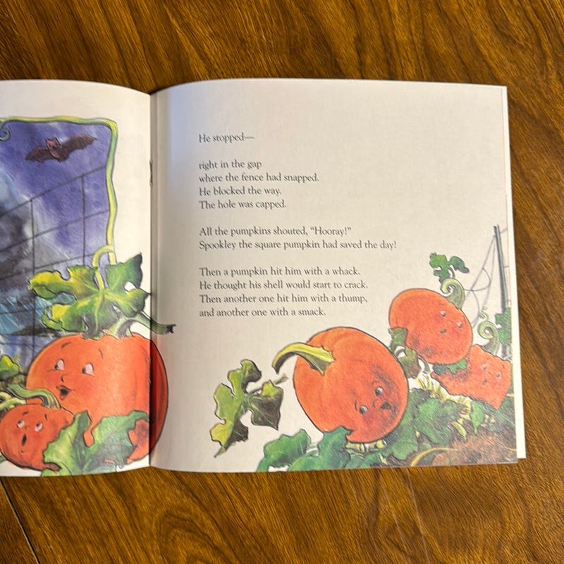 Spookley, the square pumpkin by Joe Troiano, Paperback | Pangobooks