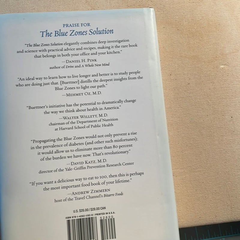 The Blue Zones Solution by Dan Buettner, Hardcover | Pangobooks