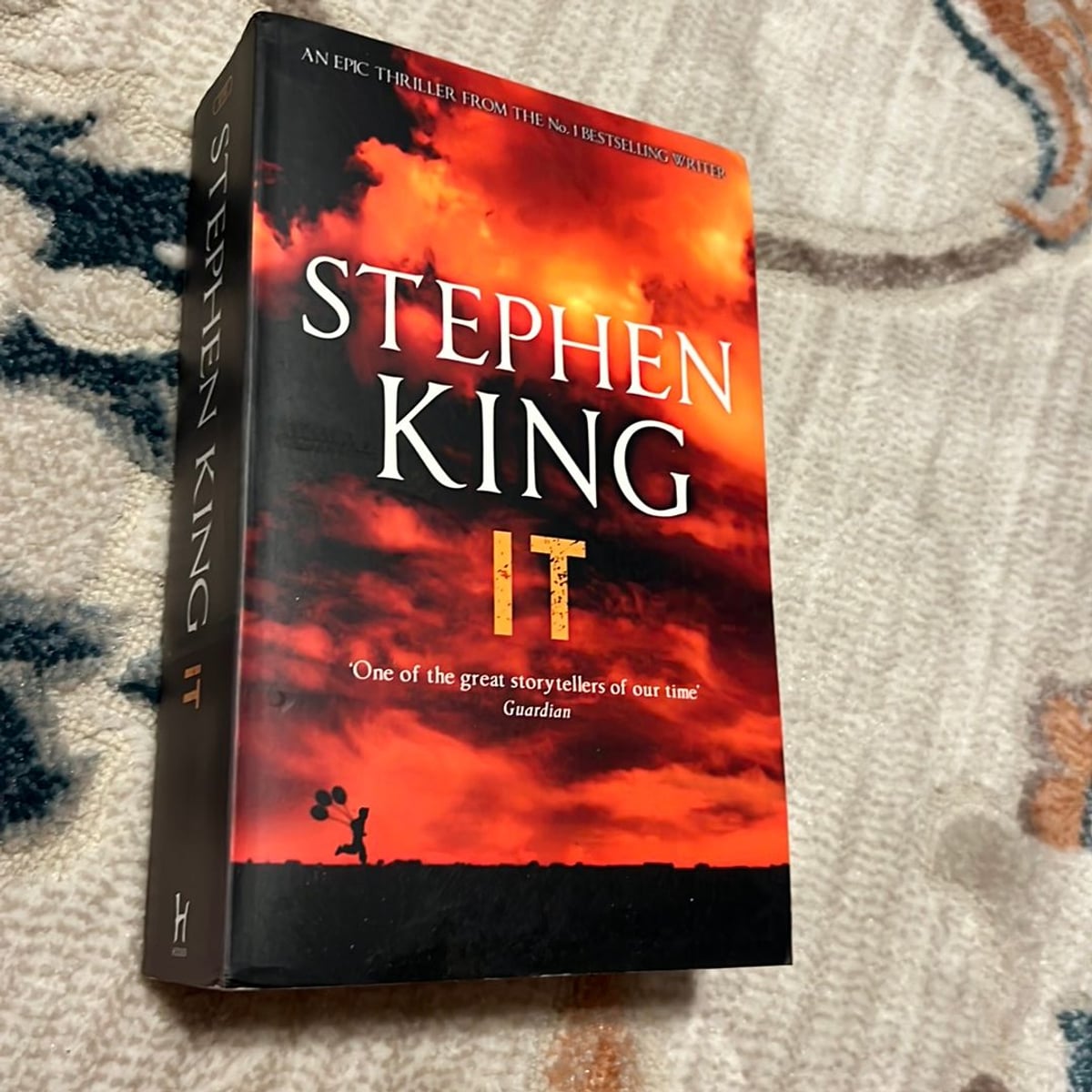 It by Stephen King, Paperback | Pangobooks