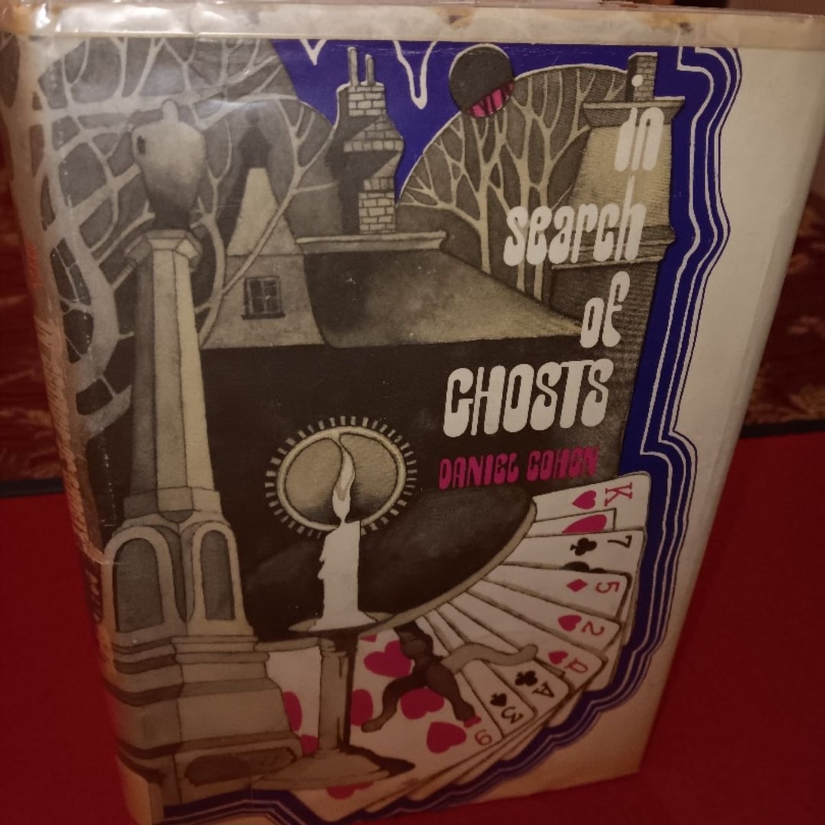 In Search of Ghosts vintage 1972 by Daniel Cohen, Hardcover | Pangobooks
