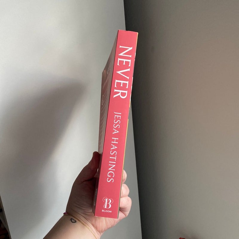 Never by Jessa Hastings , Paperback | Pangobooks