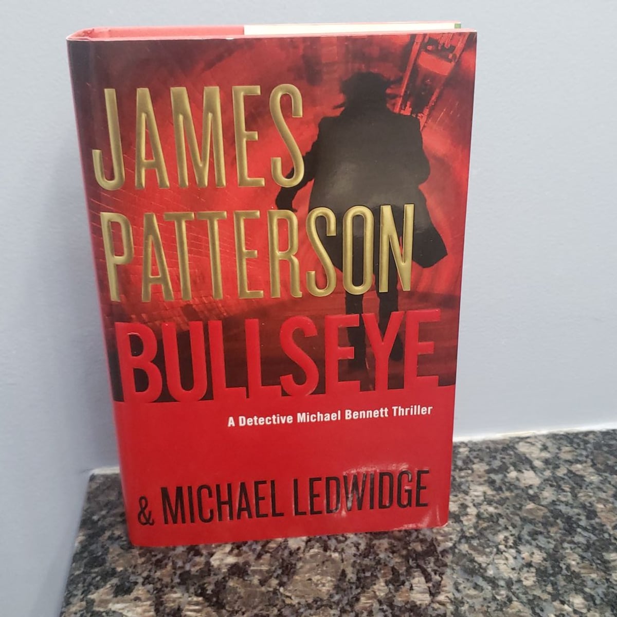 Bullseye by James Patterson, Michael Ledwidge, Hardcover | Pangobooks