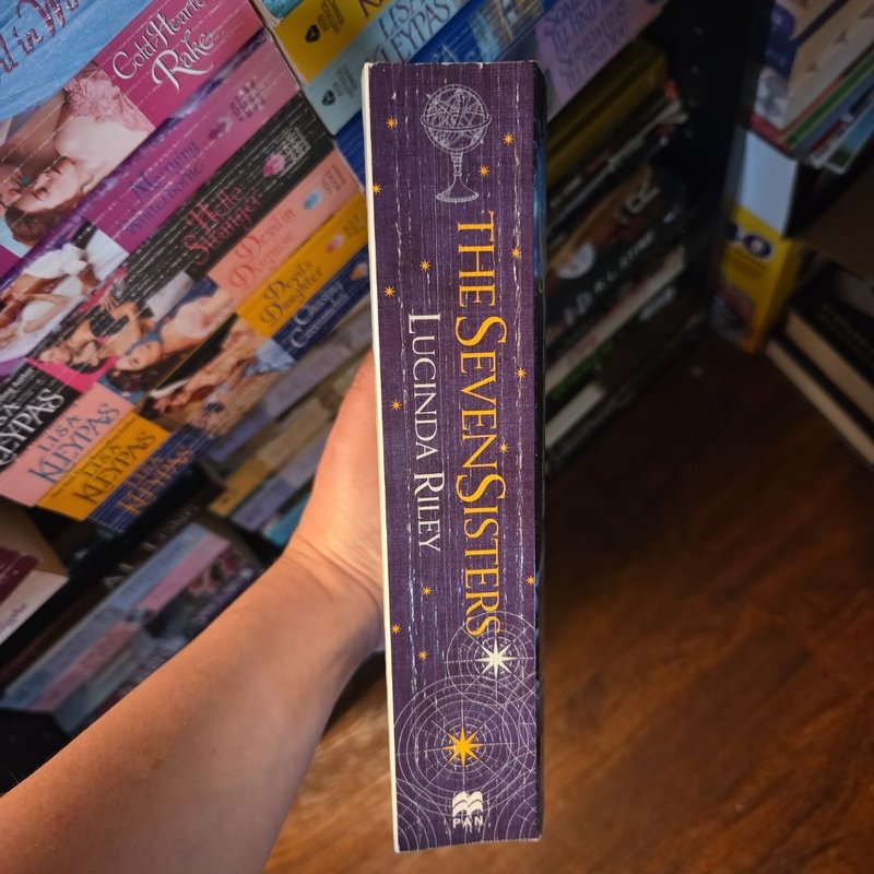 The Seven Sisters: the Seven Sisters Book 1 by Lucinda Riley