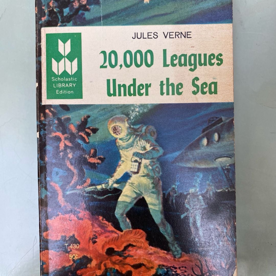 20,000 Leagues Under the Sea by Jules Verne, Paperback | Pangobooks