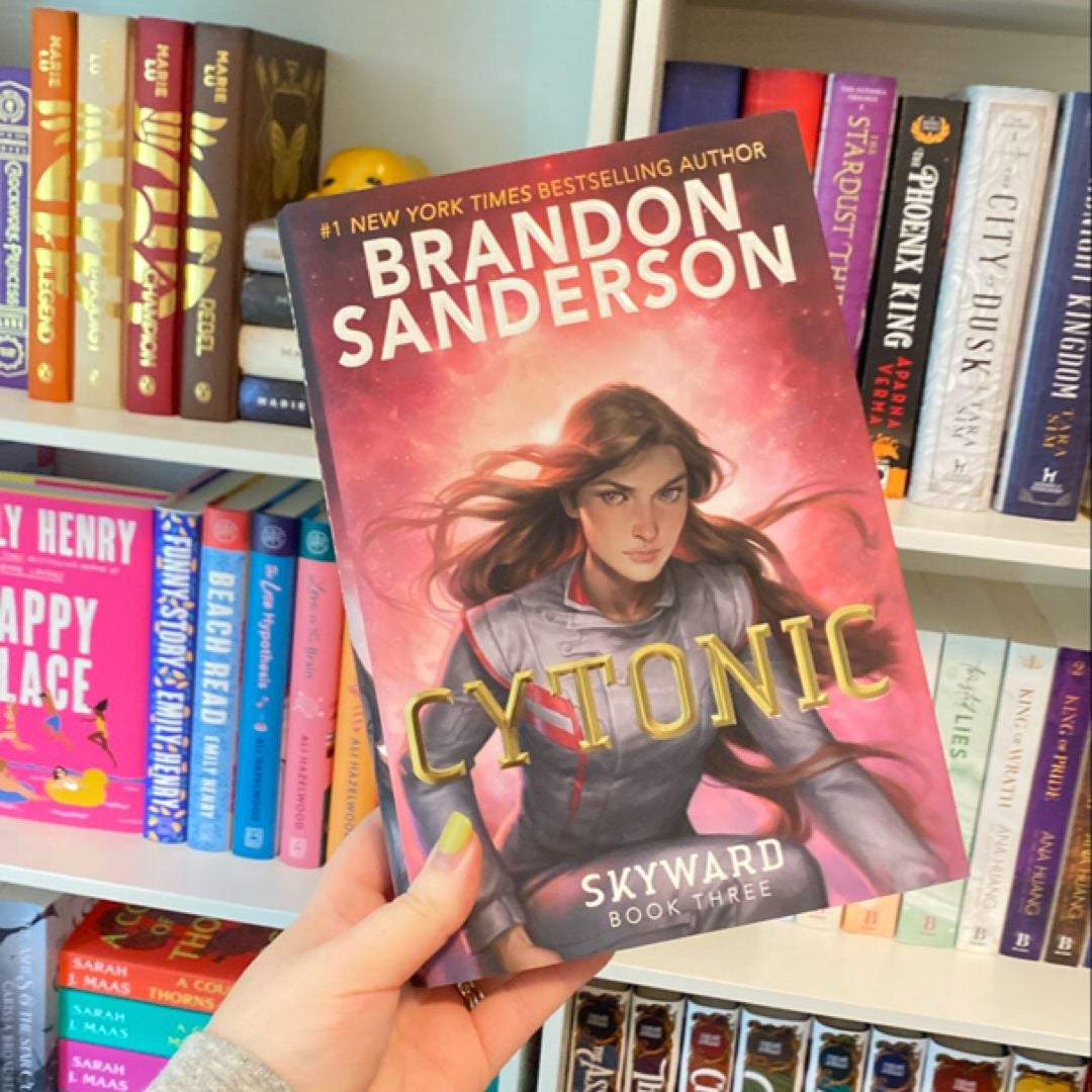 Cytonic by Brandon Sanderson, Hardcover | Pangobooks