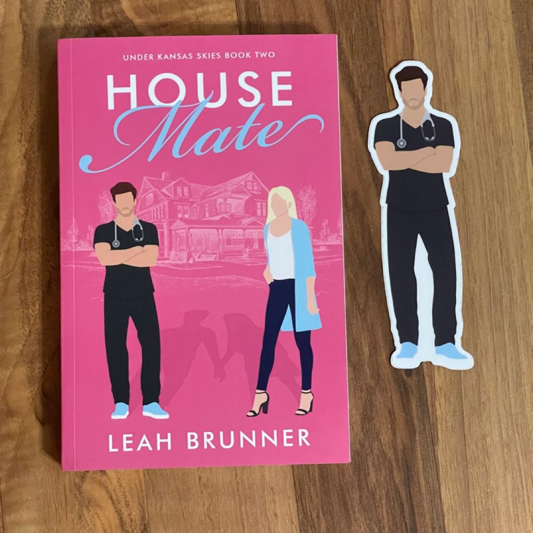 House Mate - signed by Leah Brunner , Paperback | Pangobooks