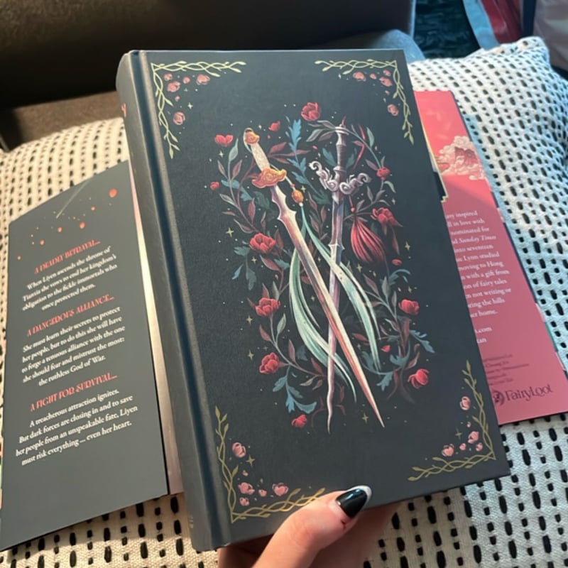 Immortal by Sue Lynn Tan, Hardcover | Pangobooks