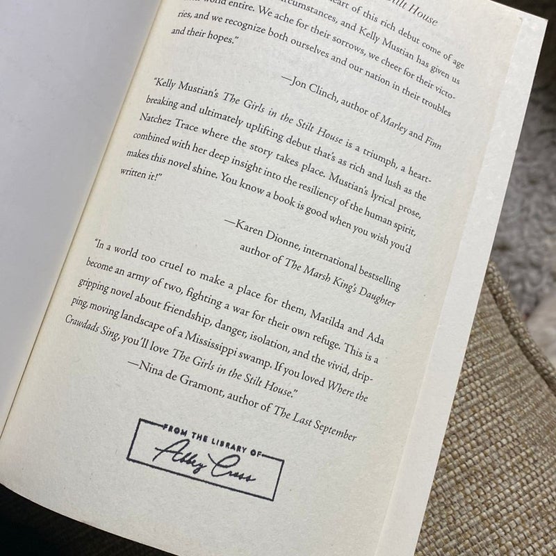 The Girls in the Stilt House by Kelly Mustian, Paperback | Pangobooks