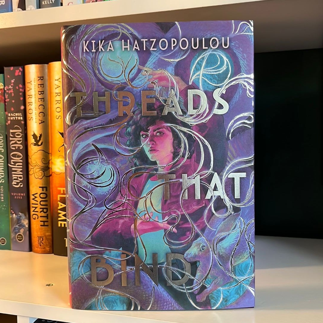 Threads That Bind by Kika Hatzopoulou, Hardcover | Pangobooks