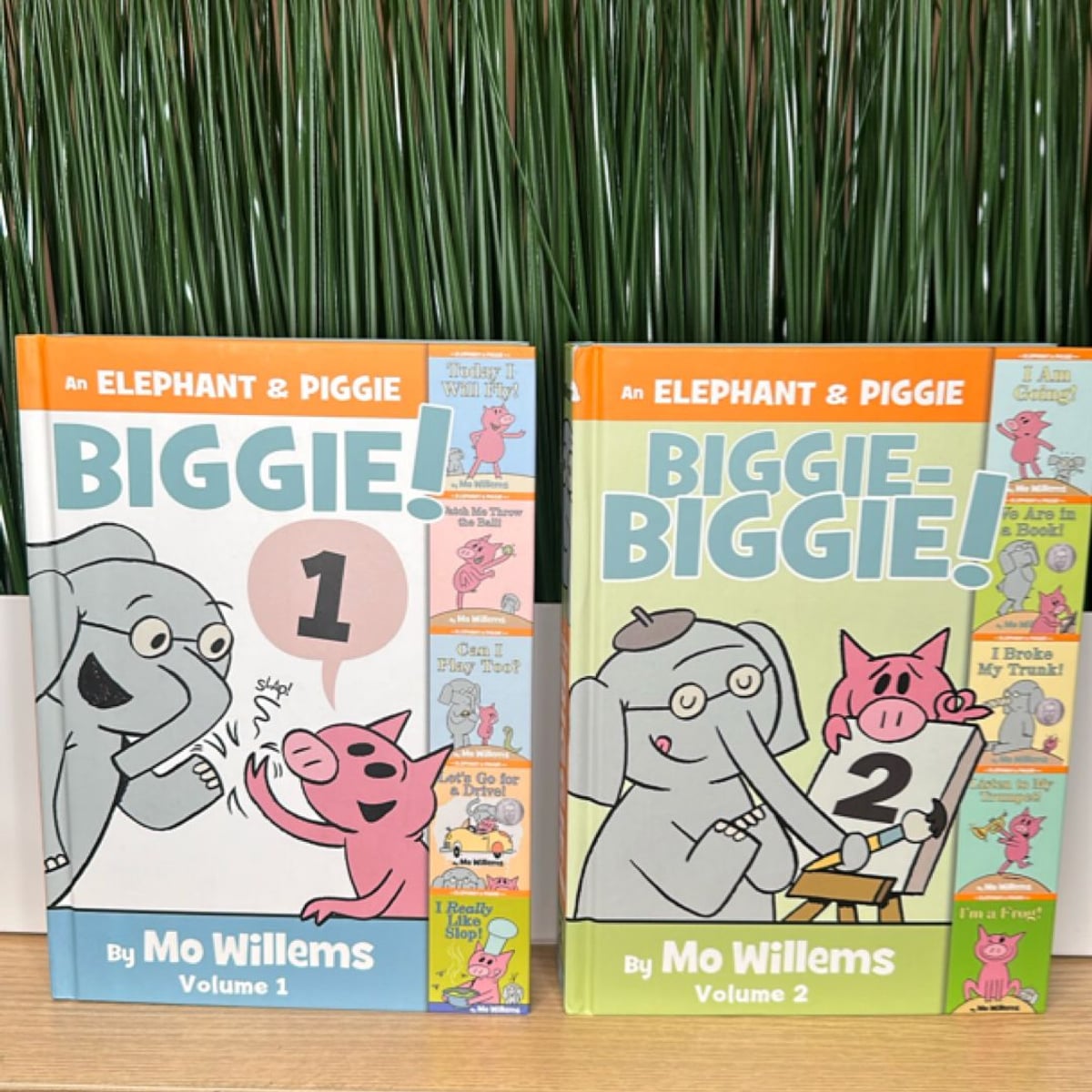 An Elephant and Piggie Biggie! Vol 1 & 2 by Mo Willems, Hardcover ...