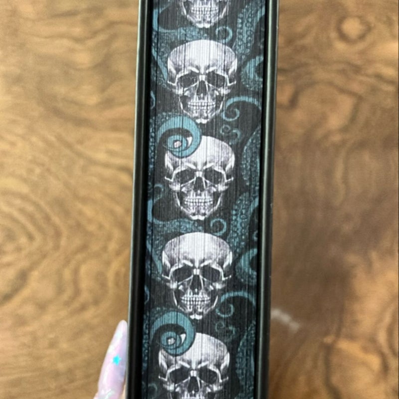 A Ship of Teeth and Bones by Karina Halle