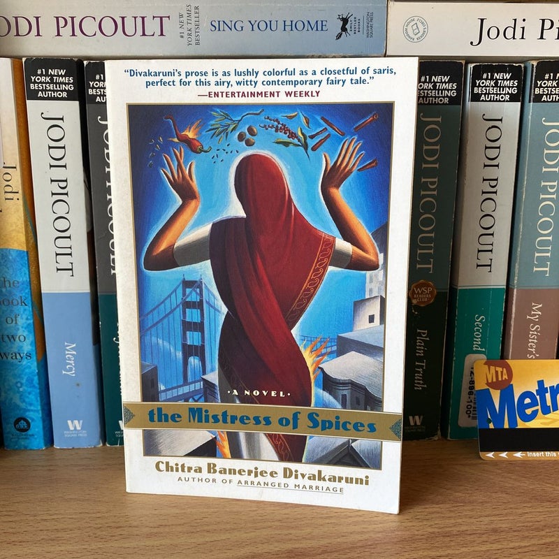 The Mistress of Spices by Chitra Banerjee Divakaruni, Paperback ...