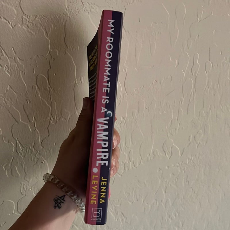 My Roommate Is a Vampire by Jenna Levine, Paperback | Pangobooks