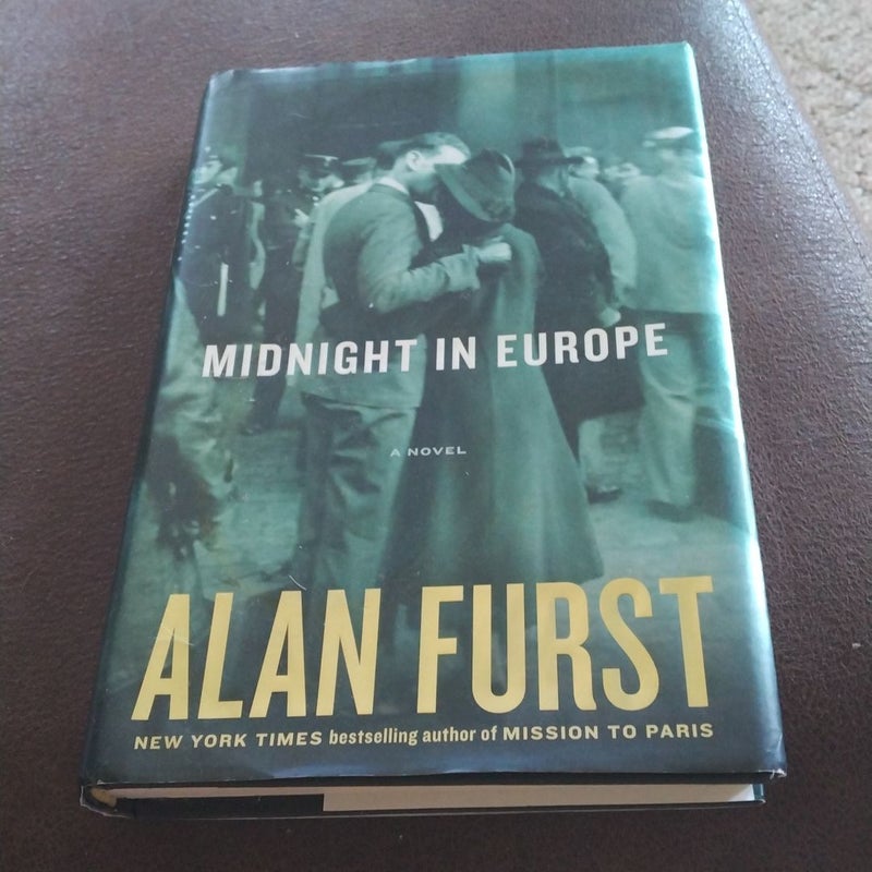 Midnight in Europe by Alan Furst, Hardcover | Pangobooks