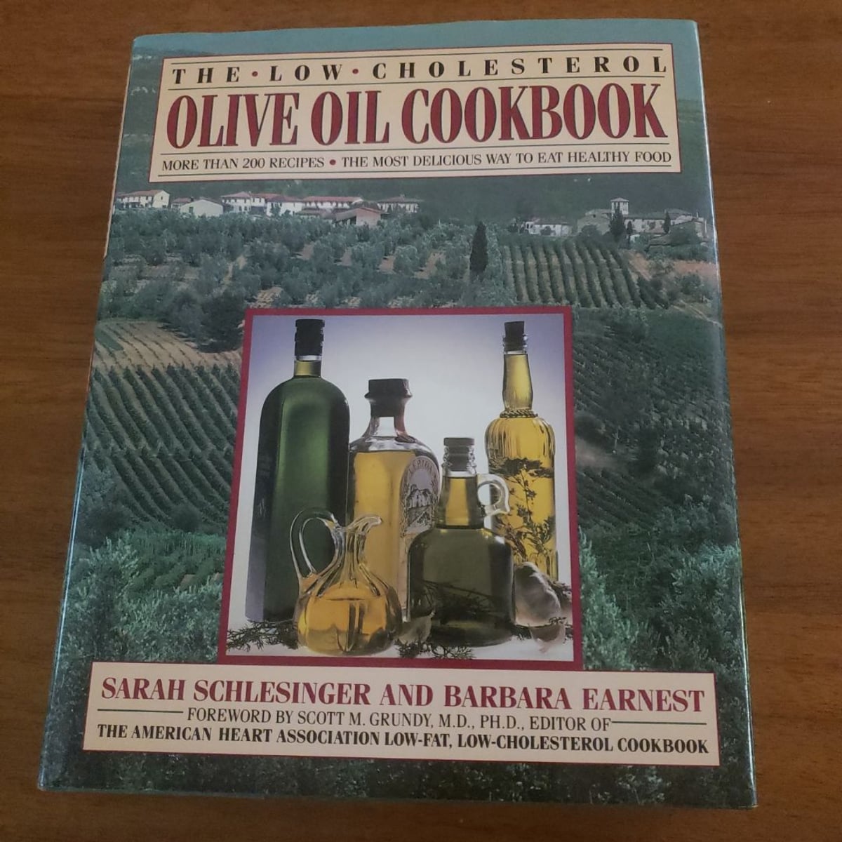 The Low-Cholesterol Olive Oil Cookbook by Sarah Schlesinger, Barbara ...