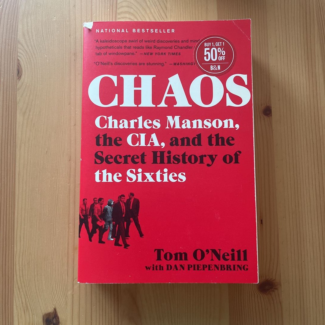 Chaos by Tom O'Neill, Paperback | Pangobooks