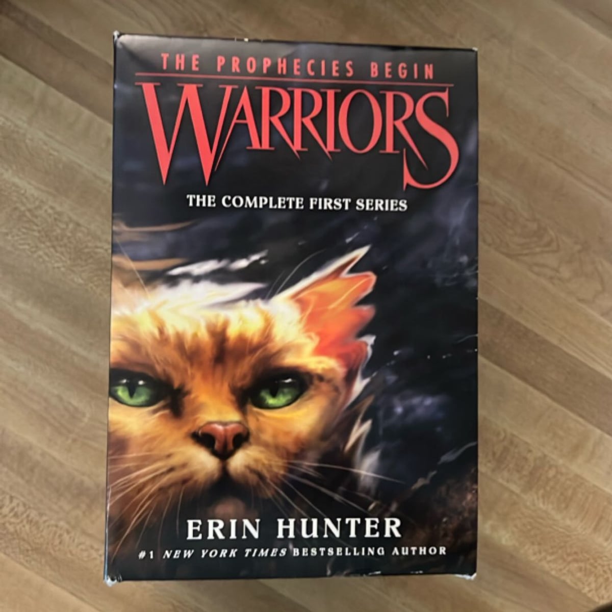Warriors Box Set: Volumes 1 To 6 by Erin Hunter